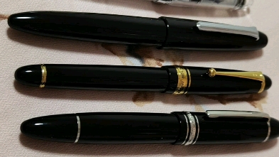 入手了新钢笔猜猜哪支是?