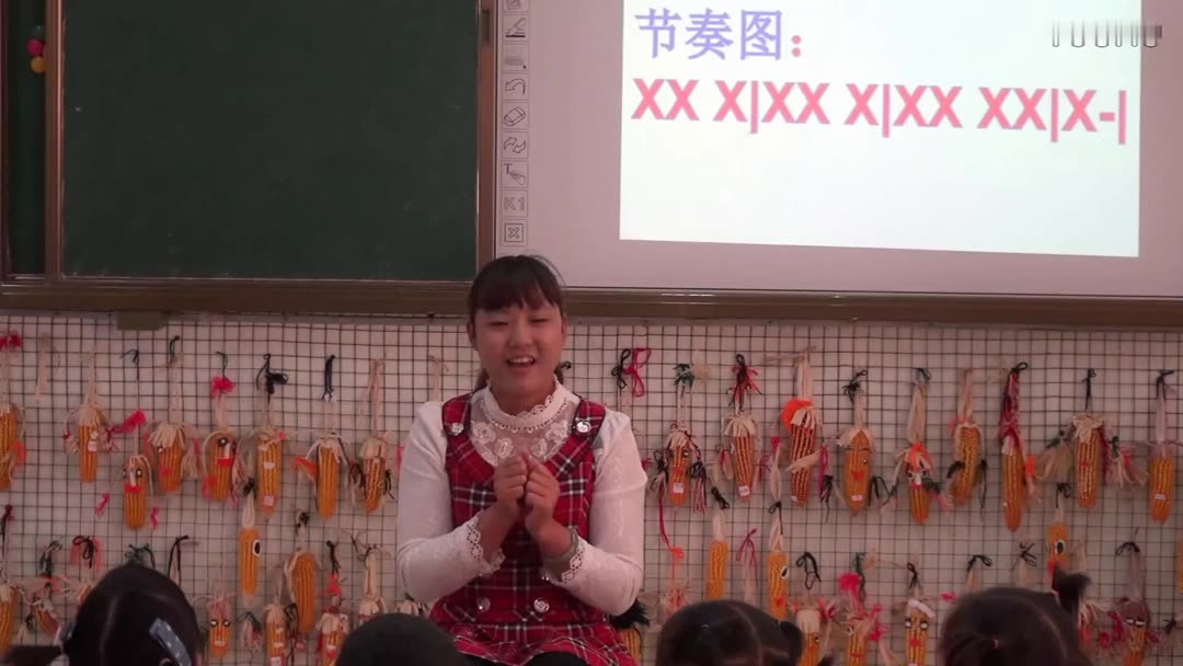 弥渡县苴力镇中心幼儿园课堂实录:小班音乐《我爱我的小动物》教