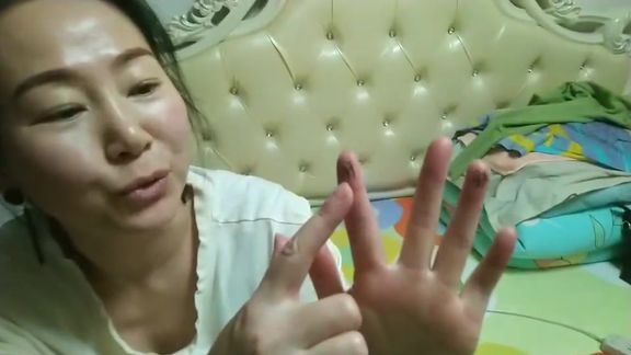 师娘传授了一个小儿推拿治疗风寒感冒的手法,建议宝妈们收藏起来