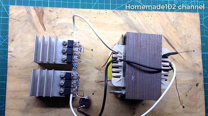 电学实验:用继电器、晶体管、电工表测试逆变电路,用灯泡试试