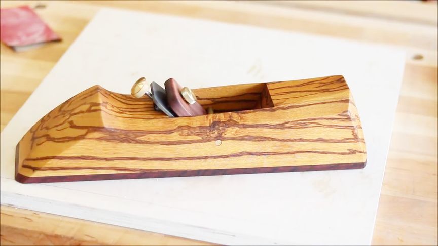 国外小哥手工做推刨 精致又实用