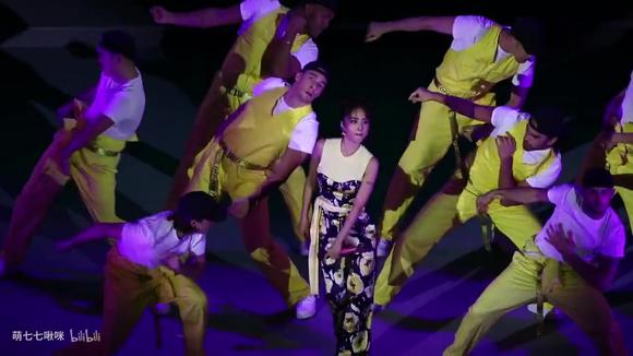 表扬大会!蔡依林演唱《舞娘》还原了mv里的舞蹈,太厉害了