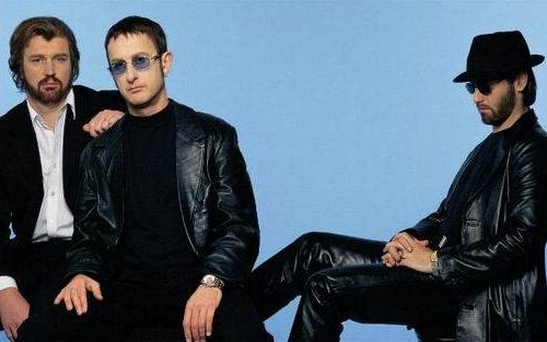 Bee Gees 音乐进化史 (1960-2016)