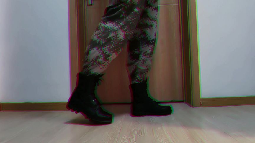 如果有天这双战靴又派上了用场,那肯定是taiwan要被收复了ߘ