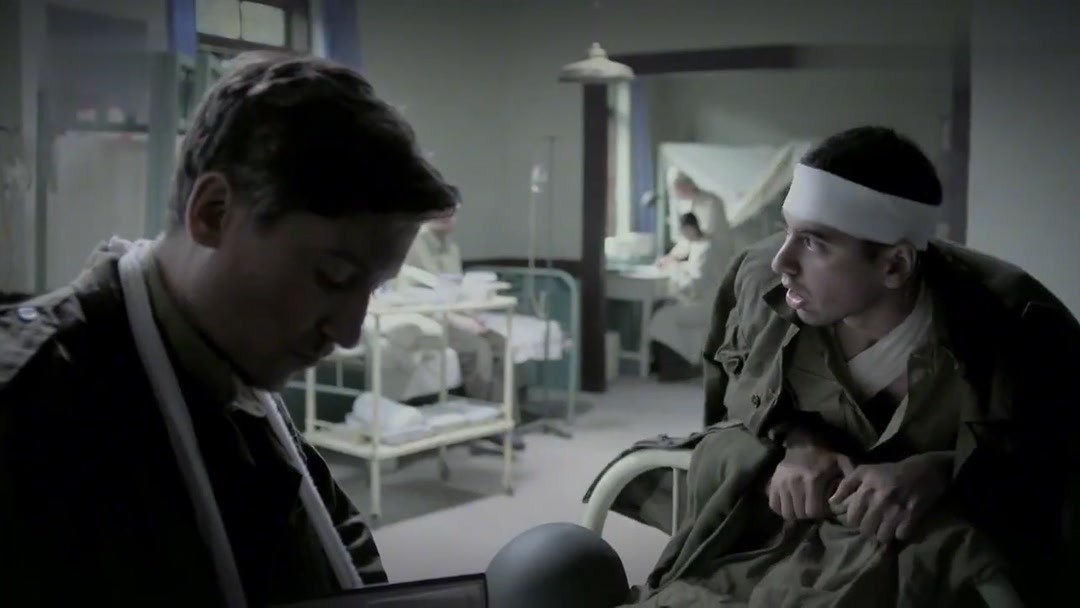 三八线37:美国大兵彻底被打服,对中国军人打心底恐惧,气懵上司