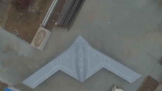 珠海航展再爆猛料!这款无人机模型大公开,网友:这就是会飞的照相机?