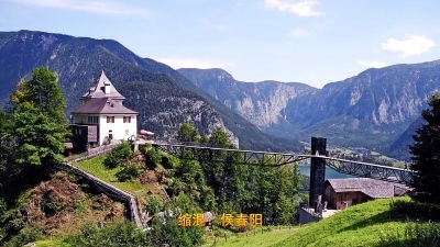 一首《我们不一样》,干净的嗓音把这首歌唱到极致