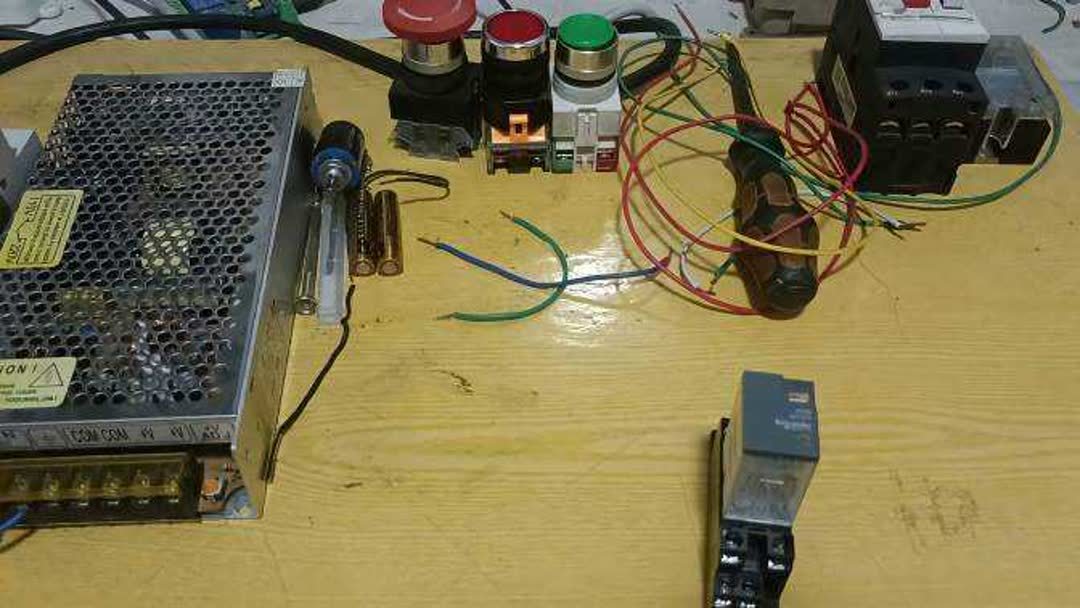 中间继电器不能动作的故障点说明一下