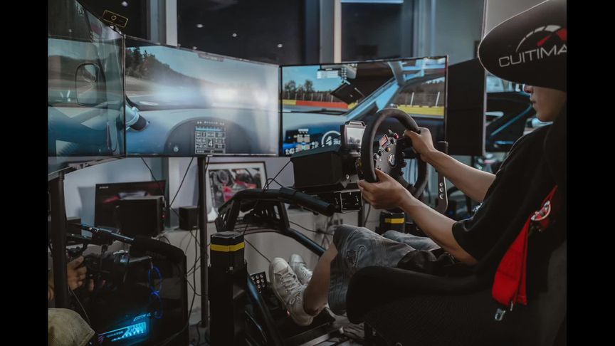 少壮不努力 长大模拟器 随时法拉利 狂飙帕加尼 赛车或漂移