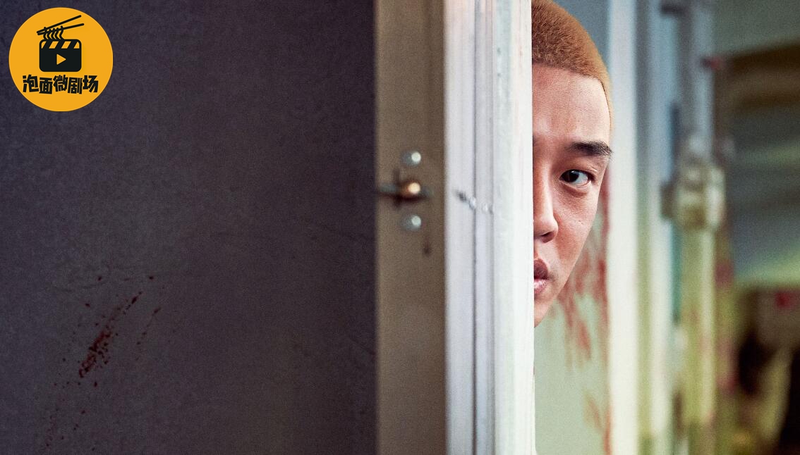 韩国最新丧尸电影,上映5天就成票房冠军,却比《釜山行》差远了