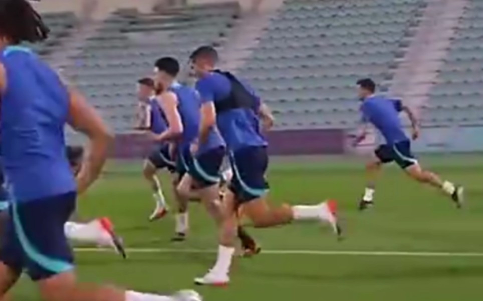 卡塔尔世界杯 英格兰队第一次训练 三场回家?