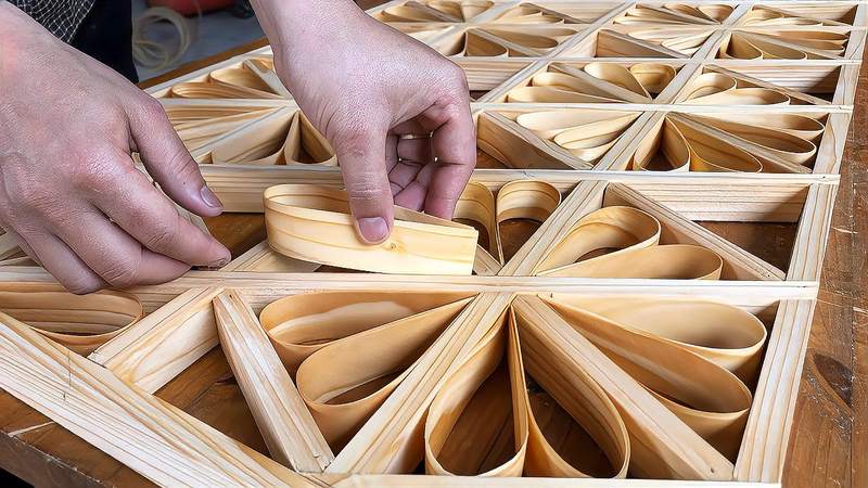 农村小伙发扬中国匠心精神,手工打造高级实木桌,果然高手在民间