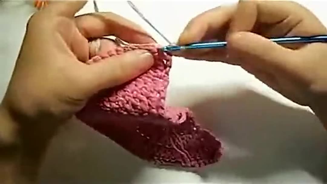 DIY手工钩针编织包包 毛线包包的钩法视频