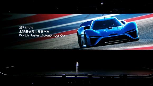 27.54万!大7座SUV蔚来ES8正式发布,提供三分钟换电还带移动充电