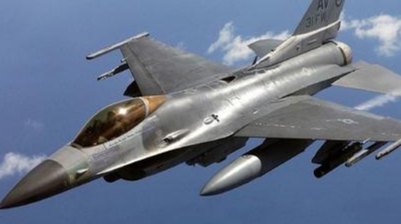 美方坚持没有入侵领空,伊朗外长用事实证据,直接打脸美国空军