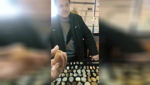 老板,你这和田玉多少钱?八百块