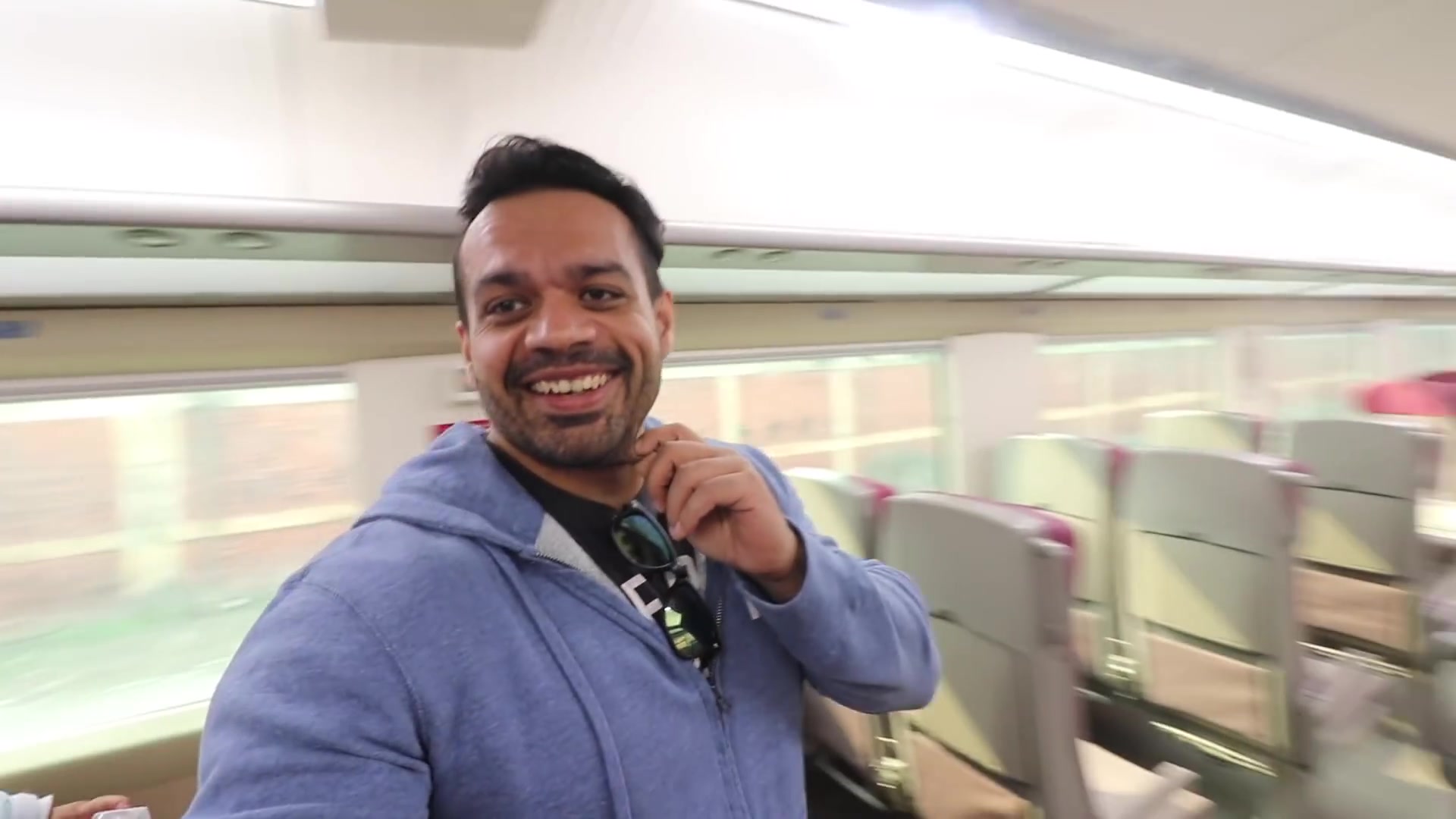 【行走印度】印度最新型高速列车“Train-18”即将正式投入运营