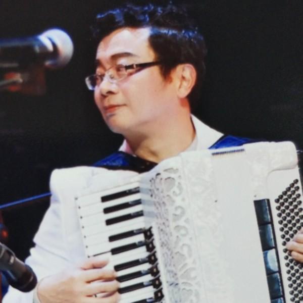 向建国XjG 