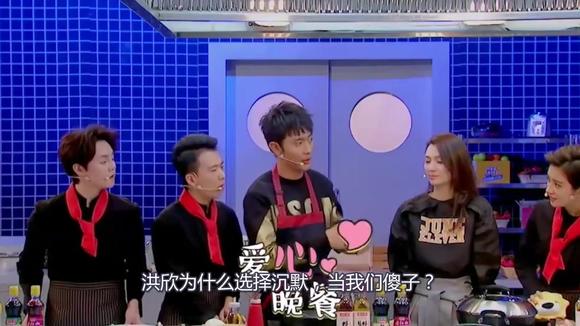 张丹峰否认后关闭微博评论,毕滢设置仅半年可见,网友:心虚了?