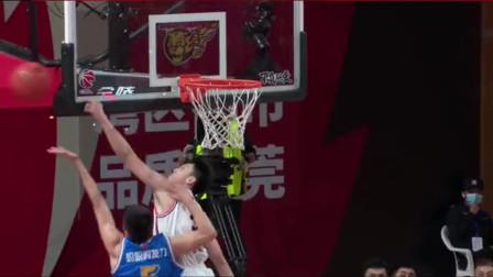 篮球世界:CBA年度最佳盖帽集锦,各种火锅,看得过瘾!