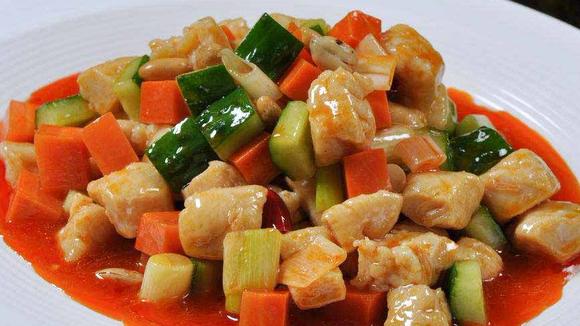 宫保鸡丁家常做法,下酒下饭一级棒,学会过年露一手!