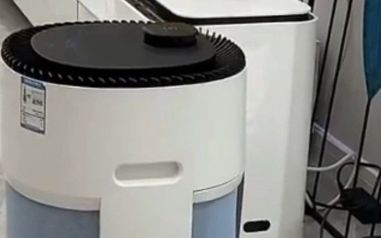 你家的空气净化器也是会移动的吗?