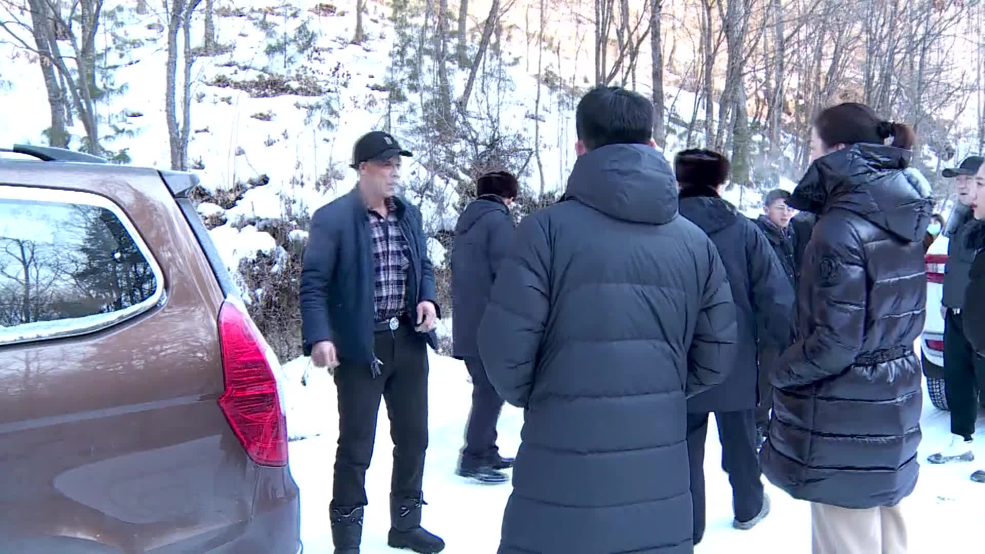 临江林业局林长办组织开展巡林保护森林资源专项行动