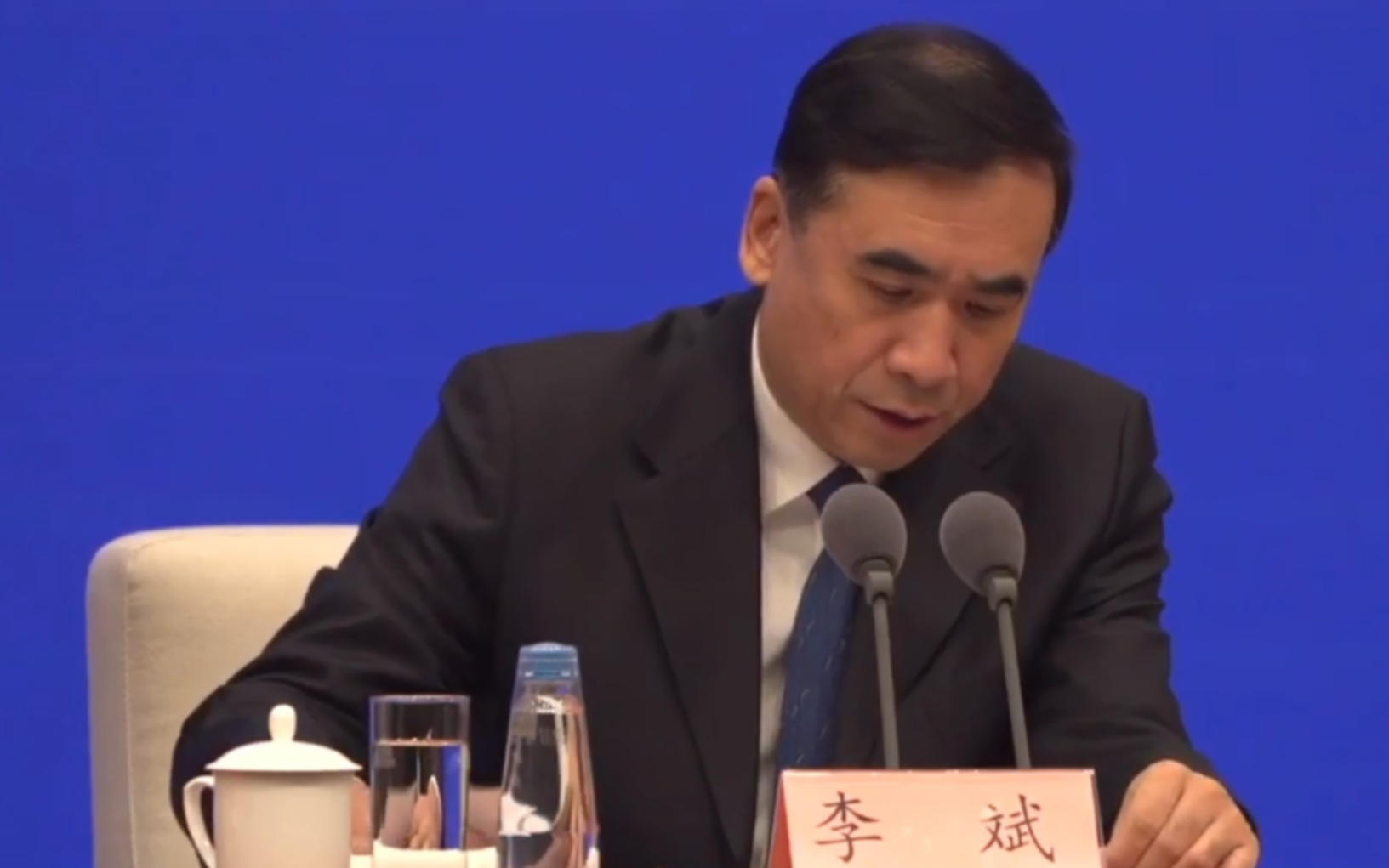 国家卫健委介绍新型冠状病毒肺炎感染情况