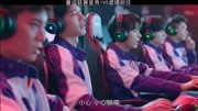 你微笑时很美:五打一都没有赢,童谣也太牛了。 许凯