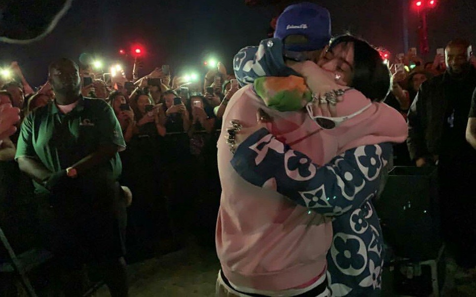 Billie Eilish丨OMG!碧梨成功追星比伯!多视角!超幸福!