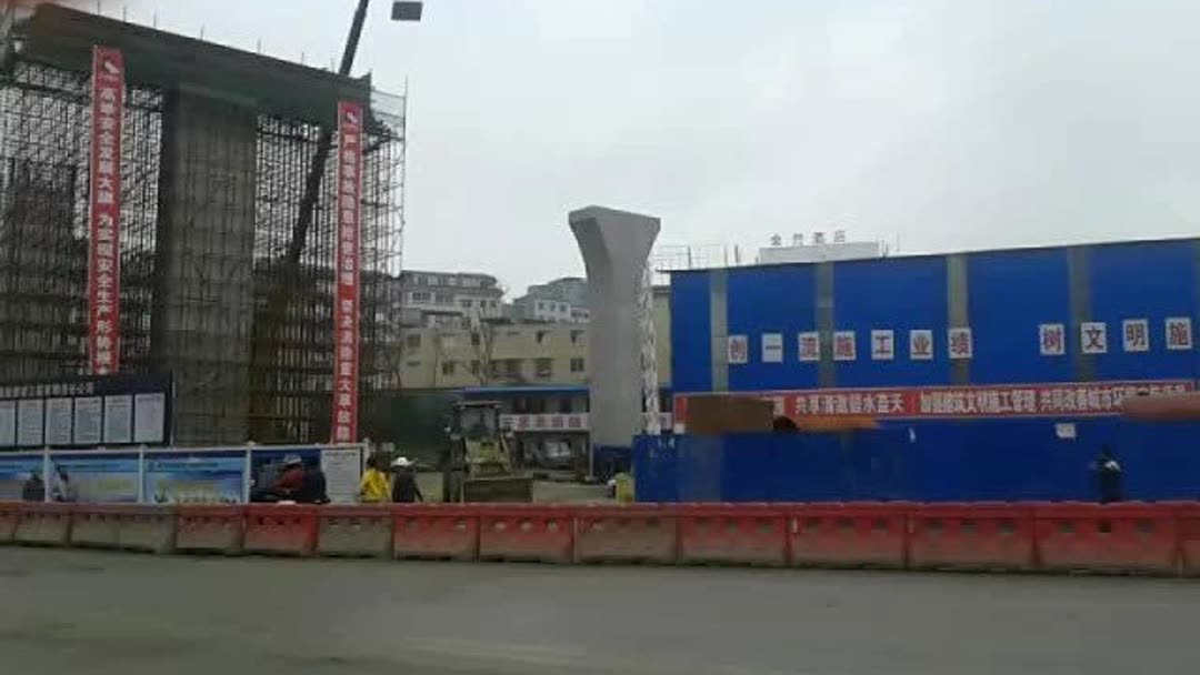 火车视频~轨道车运行在川黔线上