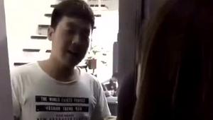 美女老师去家访,结果家长做出这样的事情,把老师都吓傻了