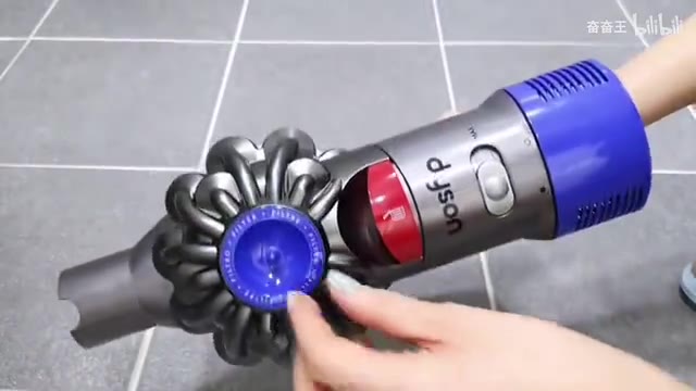 戴森v8深度清洁!戴森吸尘器