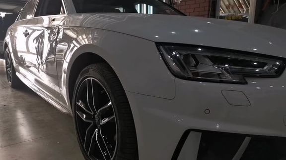 这种凹陷的车门,如果是你的爱车,你会怎么修复?