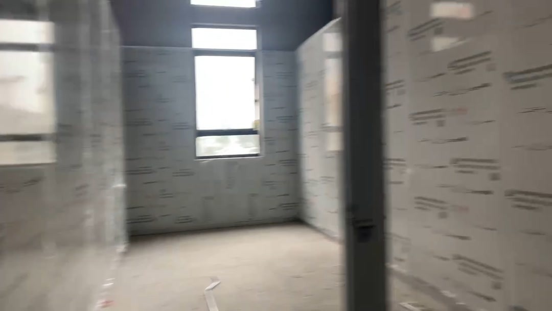 I89I5644I29医疗器械恒温恒湿净化车间,万级洁净厂房装修施工现场