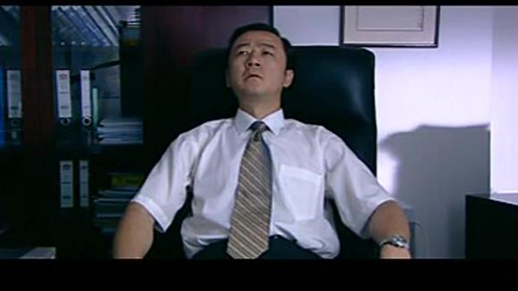 银行行长打开银行系统专用账户,发现1.2亿不翼而飞,当场懵了!