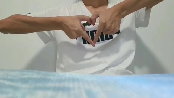 慢动作简单手势舞[呲牙]