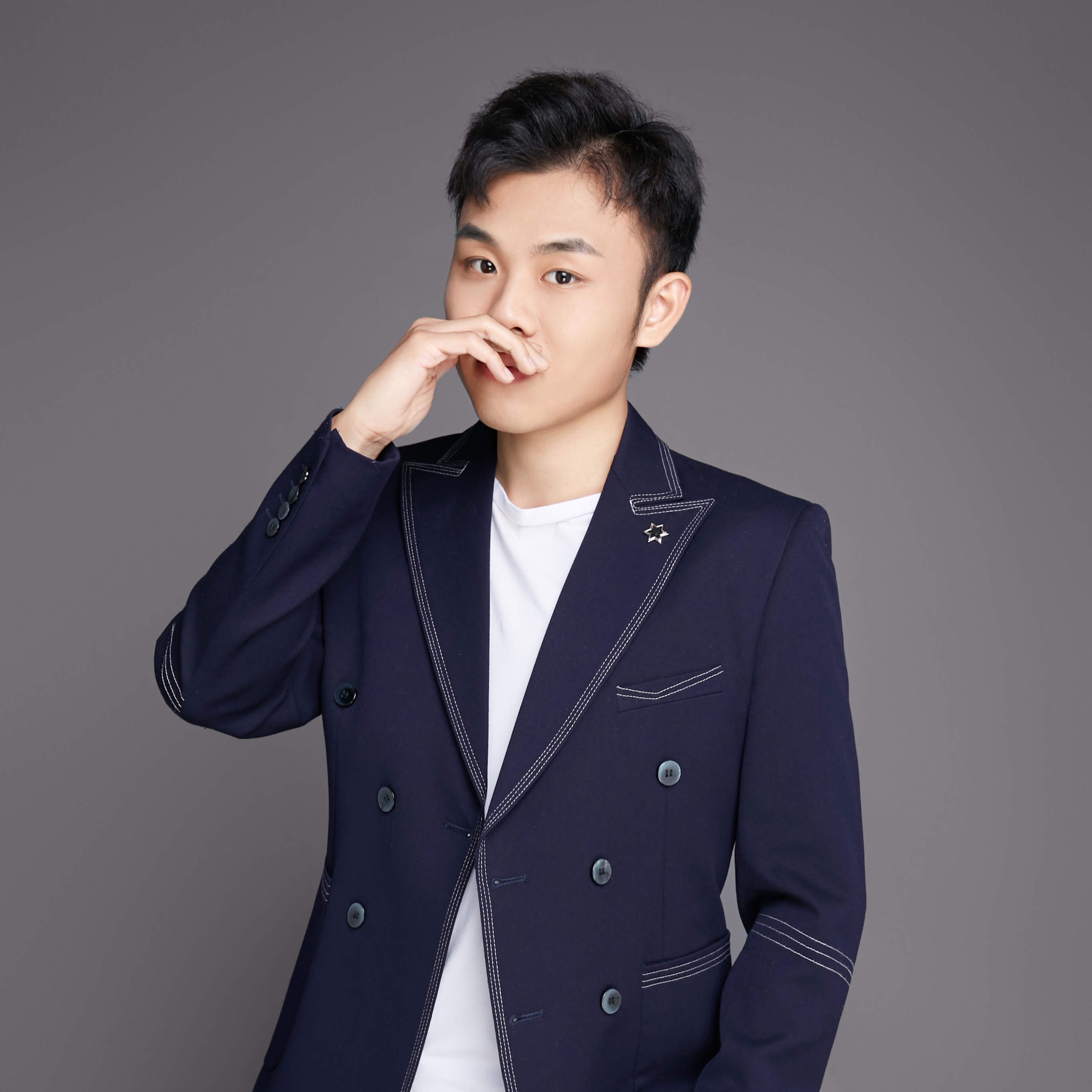 无所不能的宁哥 