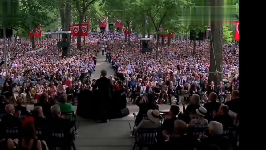 好莱坞传奇导演斯皮尔伯格哈佛大学演讲:倾听内心低语