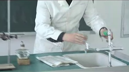 B3-氧气的实验室制法_标清