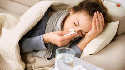 流鼻涕、鼻塞不通气, 按摩2个穴位,鼻子舒畅不难受