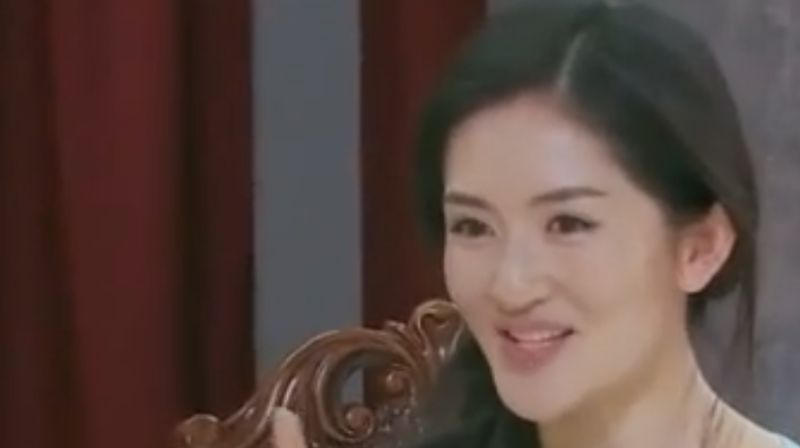 谢娜模仿各位明星,特别是模仿蔡少芬简直把人笑喷了!搞笑天才