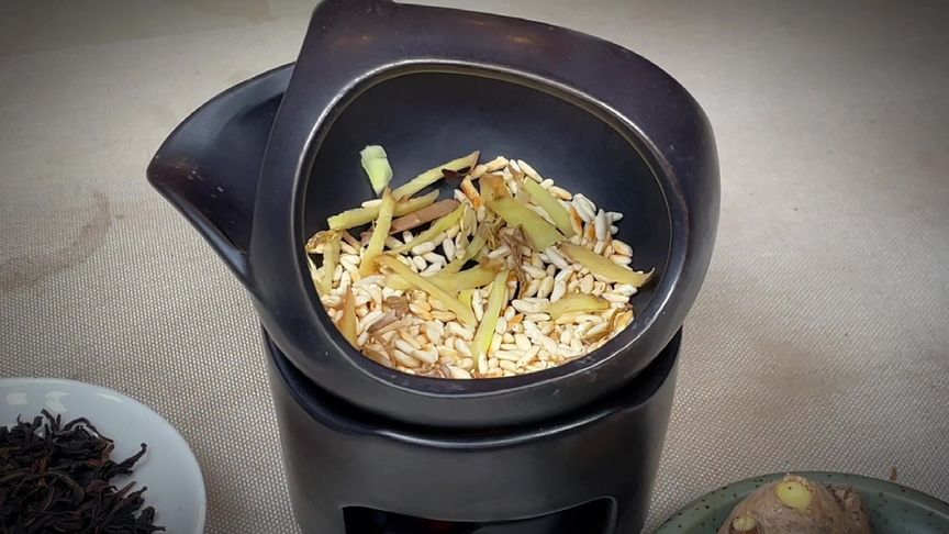 你喝过姜米茶吗?#茶生活 #炒米茶 #姜米茶 #茶叶烘培器