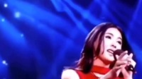 张柏芝王菲同台演出《为什么受伤总是我》唱得如此伤感,谁才是真正...