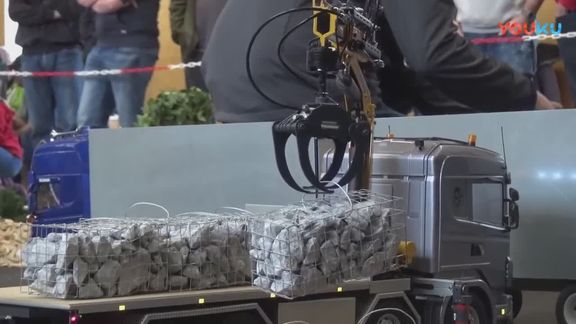 RC遥控斯堪尼亚R600随车吊卡车