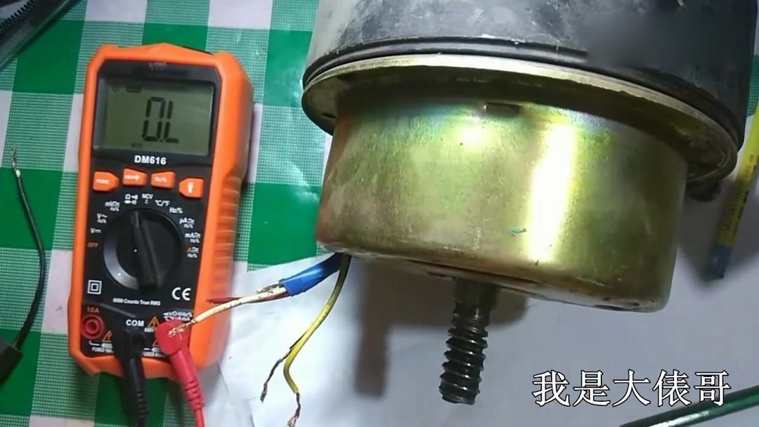 电工知识:万用表怎么判断单相电机的好坏?测三相电机同理