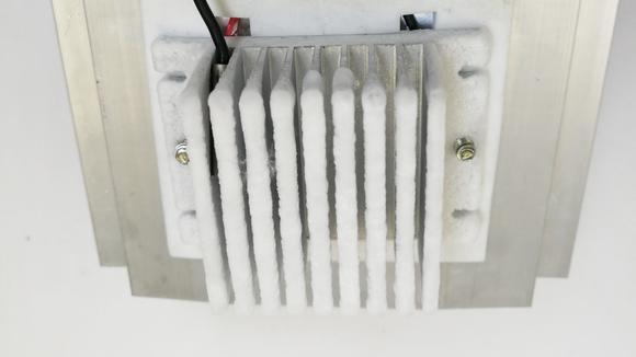 半导体制冷片为什么能制冷？简单说下制冷原理和应用