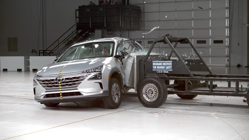 IIHS 2019款现代新能源车 侧面碰撞测试