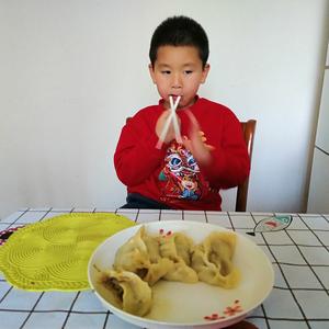 博学多才的小小美食家 