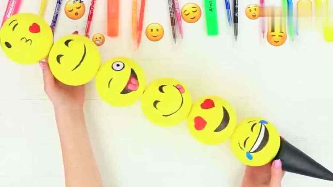 回到学校,9个DIY巨型vs微型爱心表情包文具大比拼,谁更有